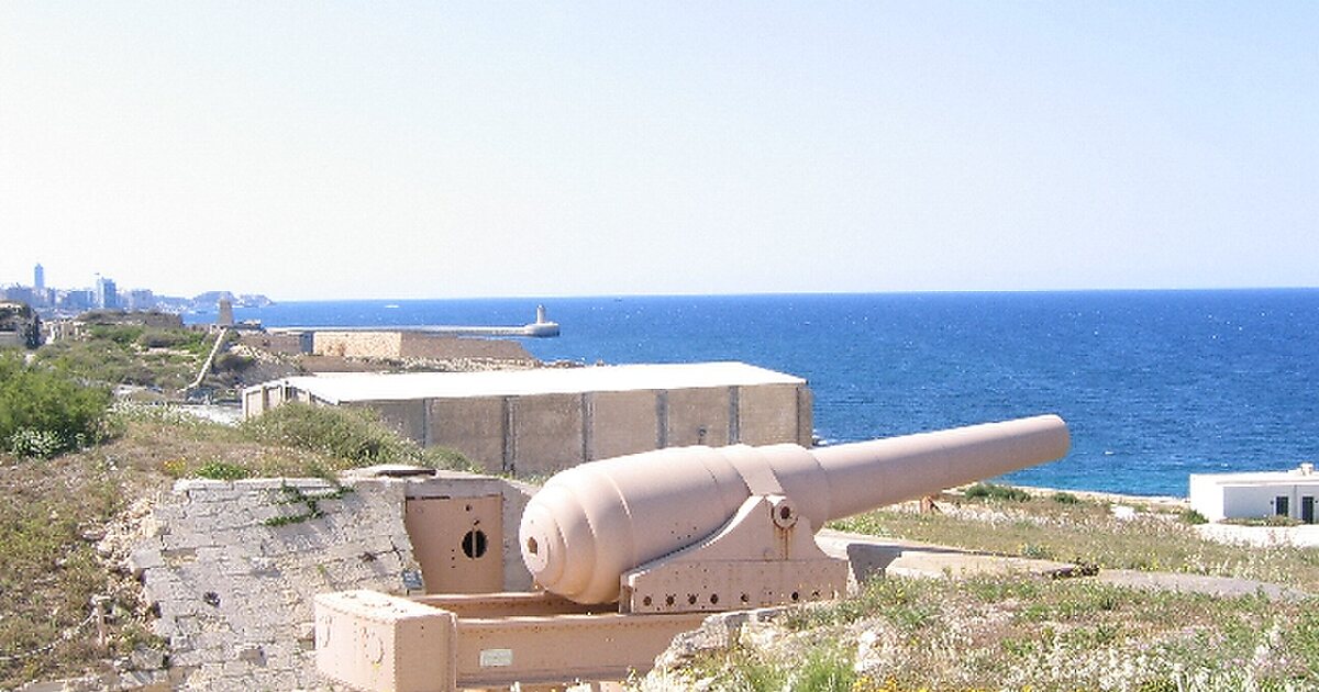 Fort Rinella in Zabbar, Malta | Tripomatic