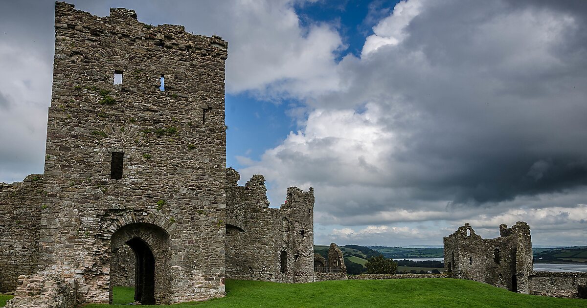 Llansteffan Castle in Llansteffan, UK | Tripomatic