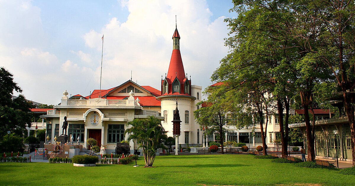 Phaya Thai Palace in Ratchathewi district, Bangkok, Thailand | Tripomatic