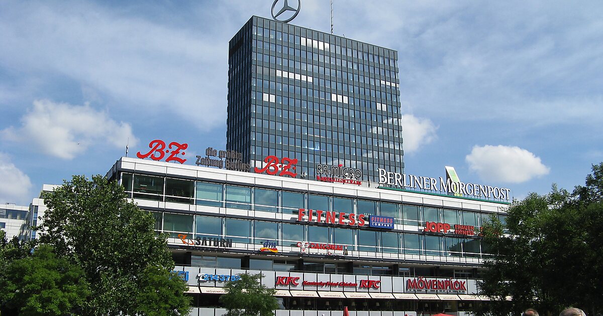 Europa-Center in Charlottenburg-Wilmersdorf, Berlin, Deutschland ...