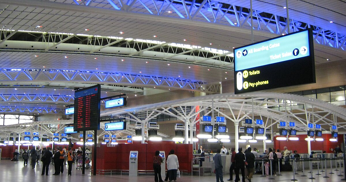 Durban International Airport in KwaZulu-Natal, Südafrika | Tripomatic
