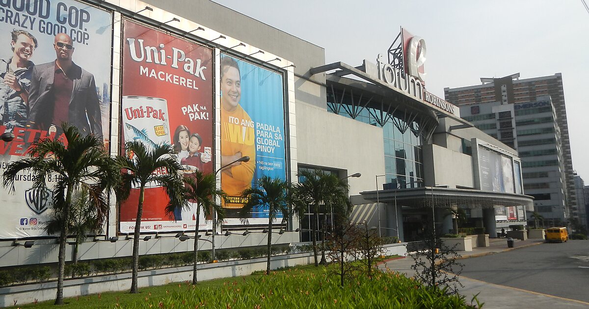 Robinsons Forum in Barangka Ilaya, San Juan, Batangas, Philippines ...