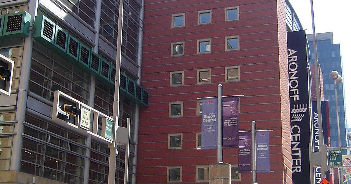 Aronoff Center for the Arts in Cincinnati, United States | Tripomatic