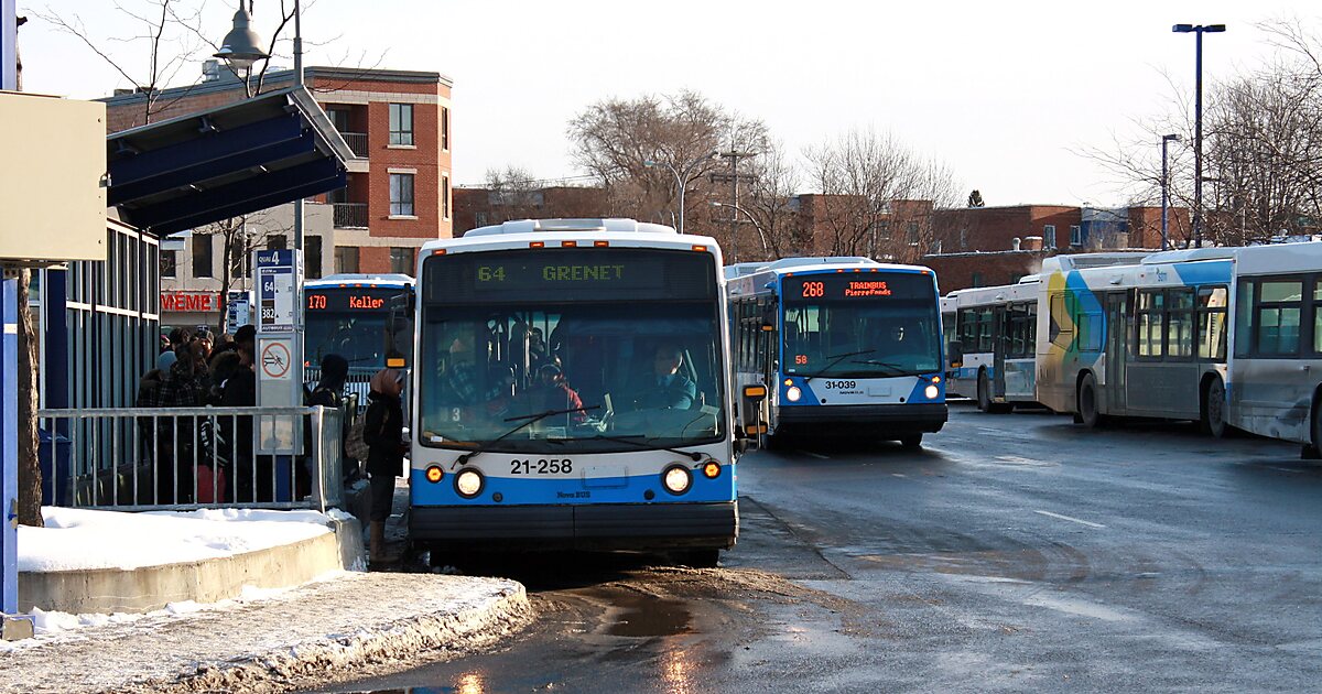 Côte-Vertu em Saint-Laurent, Montreal | Tripomatic