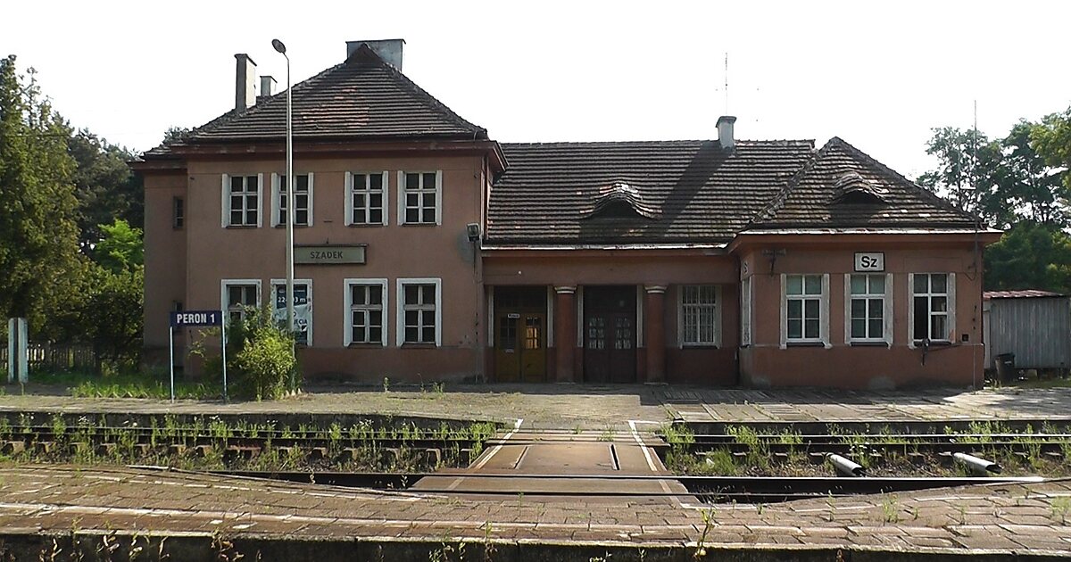 Szadek in Łódź Voivodeship, Polska | Tripomatic