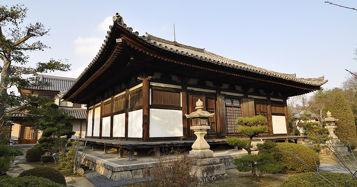 Kaizuka in Japan | Tripomatic