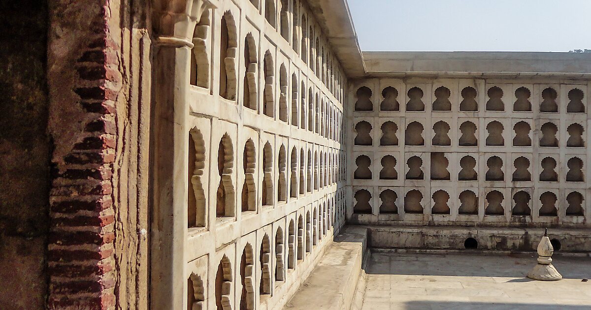 Shalimar Gardens in Begampura, Pakistan | Tripomatic