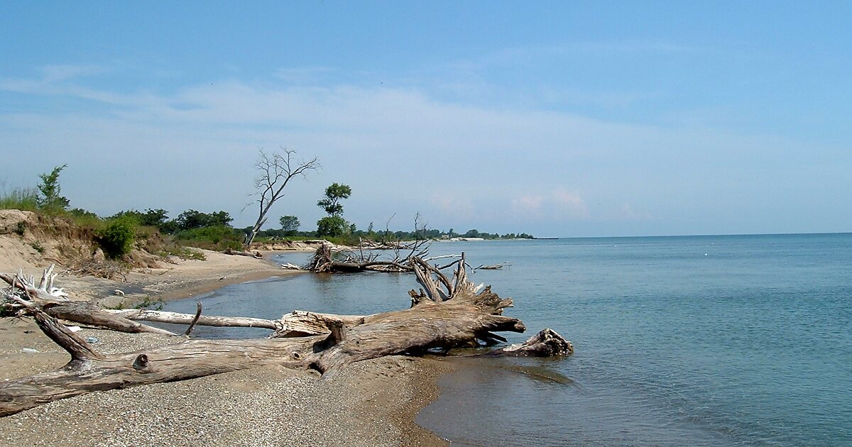 Illinois Beach State Park in United States | Tripomatic