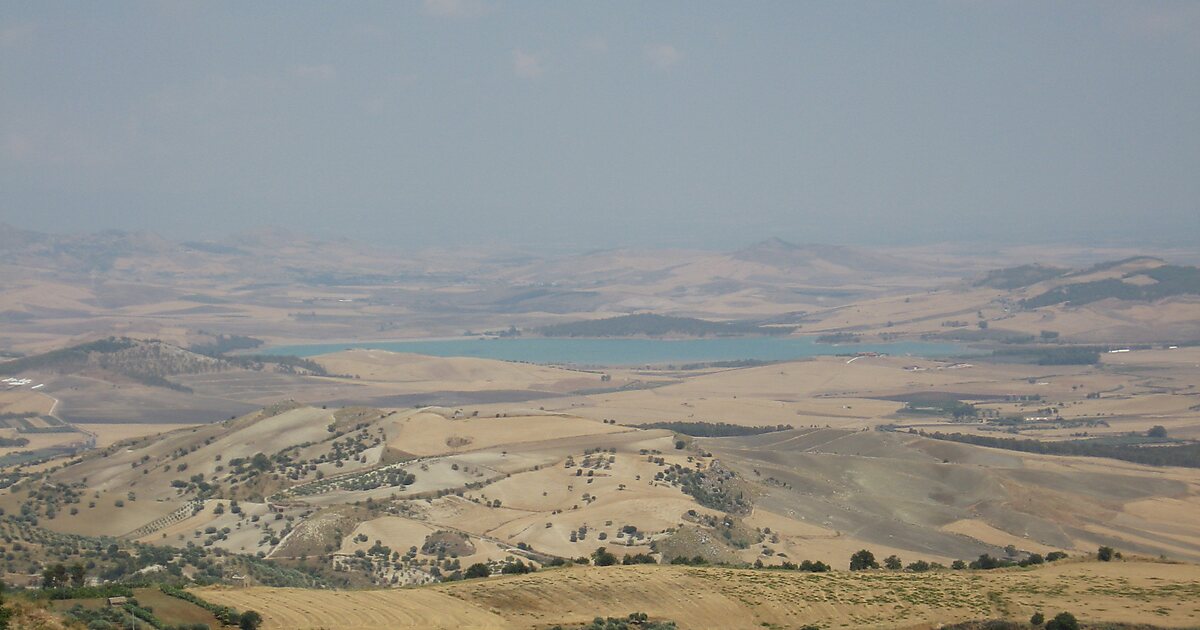 Lago di Ogliastro in Sicily, Italy | Tripomatic