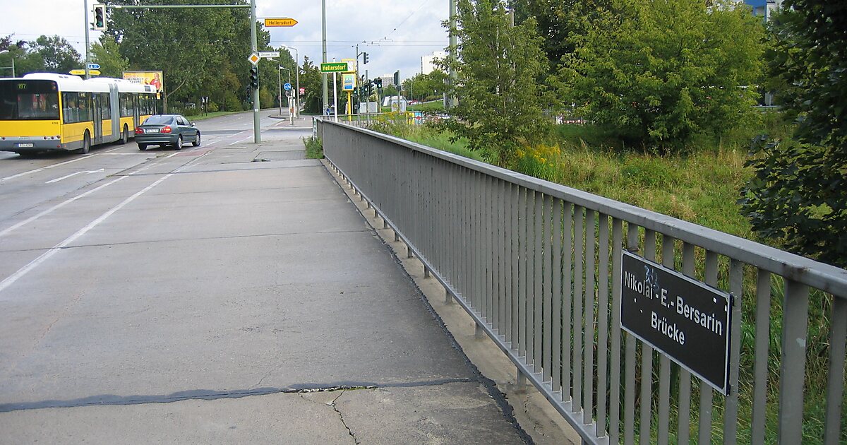 Landsberger Allee in Marzahn-Hellersdorf, Berlin, Deutschland | Tripomatic