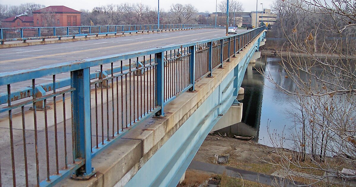 Camden Bridge in Minneapolis | Tripomatic