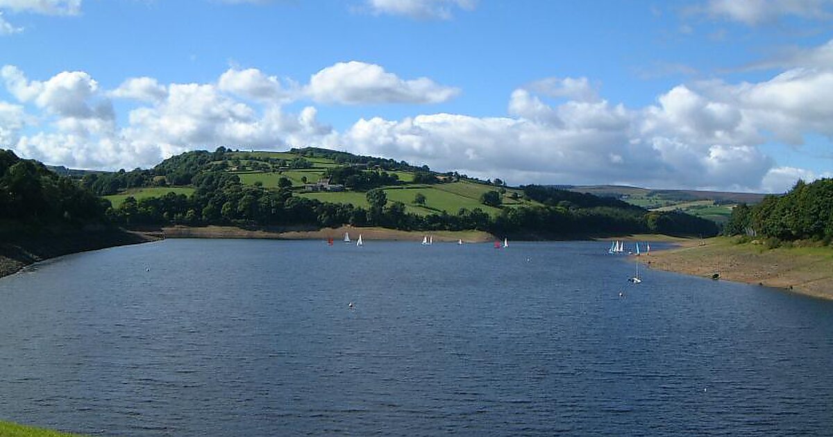 Damflask Reservoir in Sheffield, UK | Tripomatic