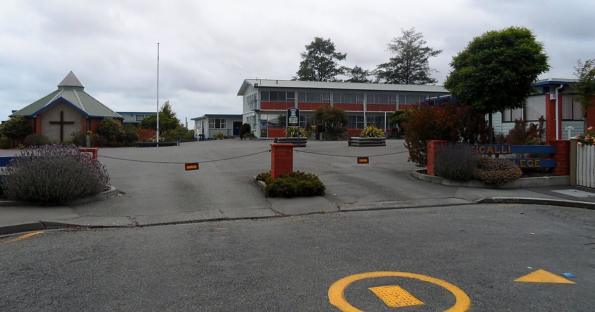 Roncalli College in Timaru, New Zealand | Tripomatic