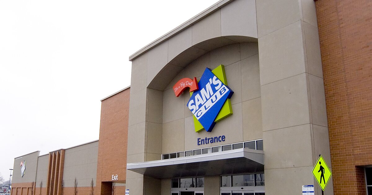 Walmart Fuel Center in Clarksville, Tennessee, United States | Tripomatic