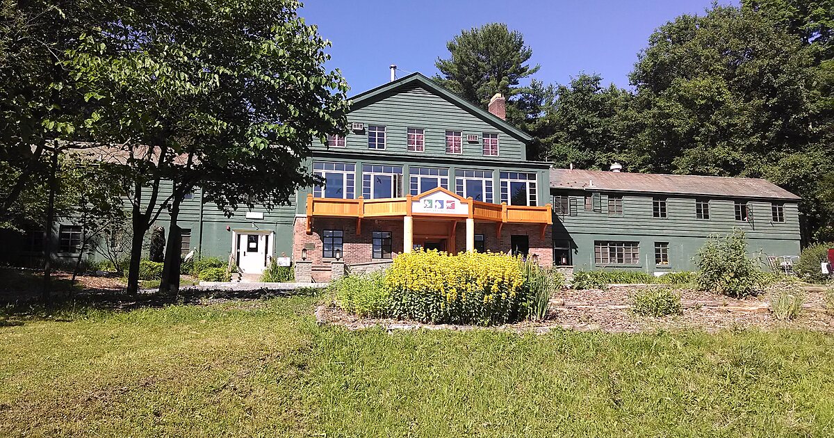 Cayuga Nature Center in Tompkins County, United States | Tripomatic