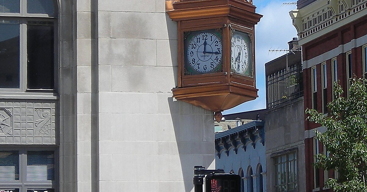 Elgin Tower Building en Elgin, Illinois | Tripomatic