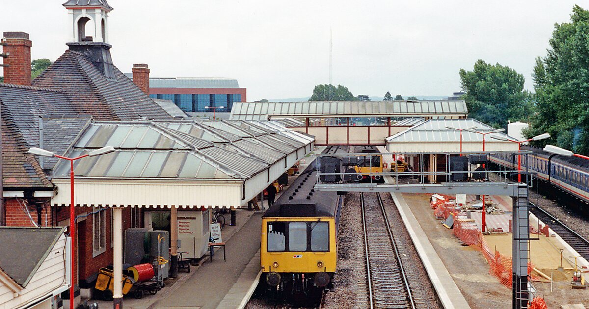 Aylesbury Railway Station in Aylesbury, UK | Tripomatic