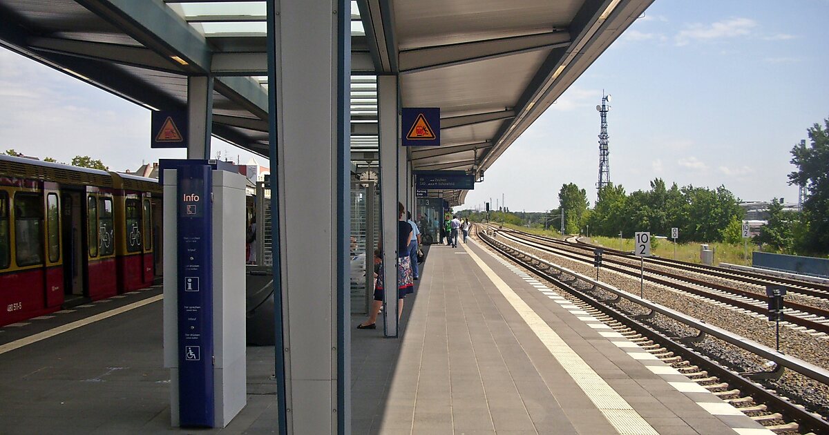 Adlershof station in Treptow-Köpenick, Berlin, Deutschland | Tripomatic
