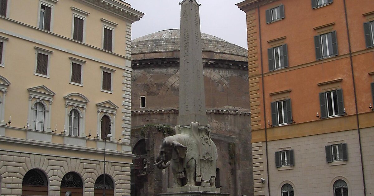 Piazza della Minerva in Rione IX Pigna, Rome, Italy | Tripomatic