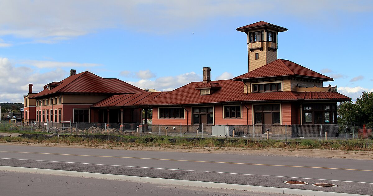 Allandale Waterfront GO Station in Barrie | Tripomatic