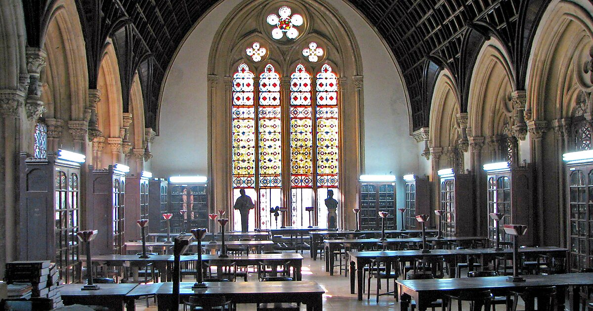 Mumbai University - Fort Campus in Mumbai, India | Tripomatic