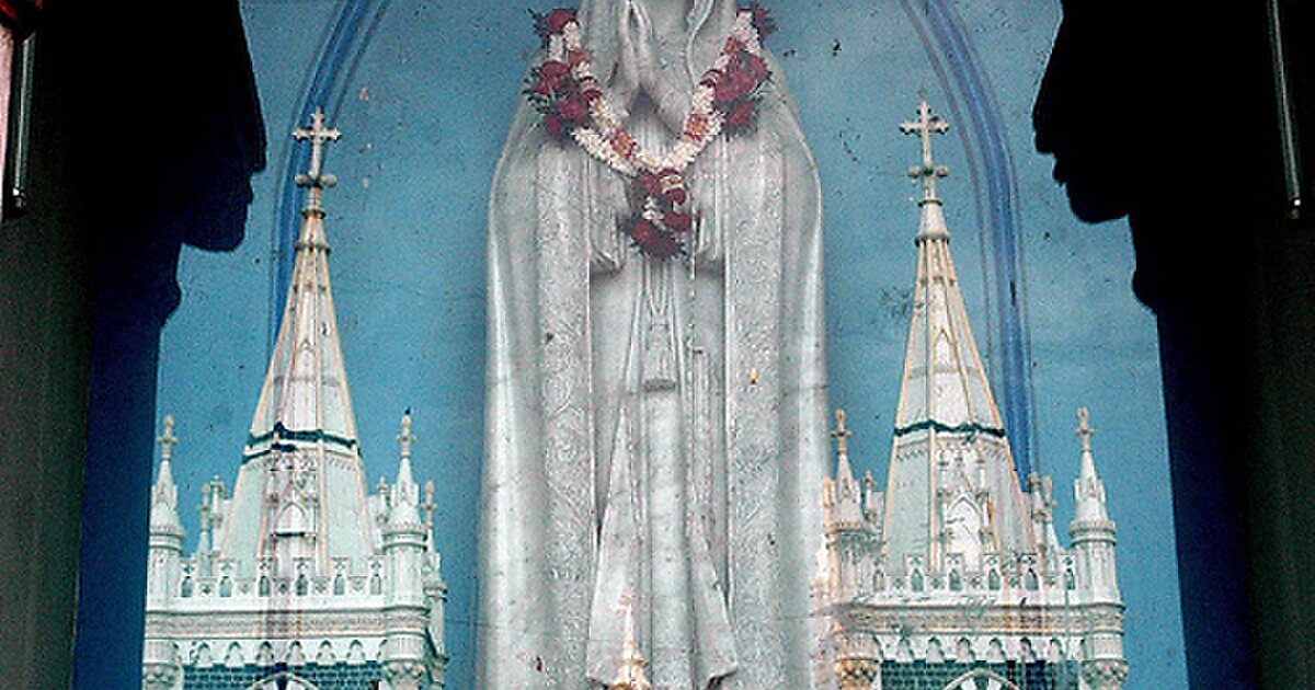 Basilica di Santa Maria del Monte - Bandra, Mumbai, India | Tripomatic