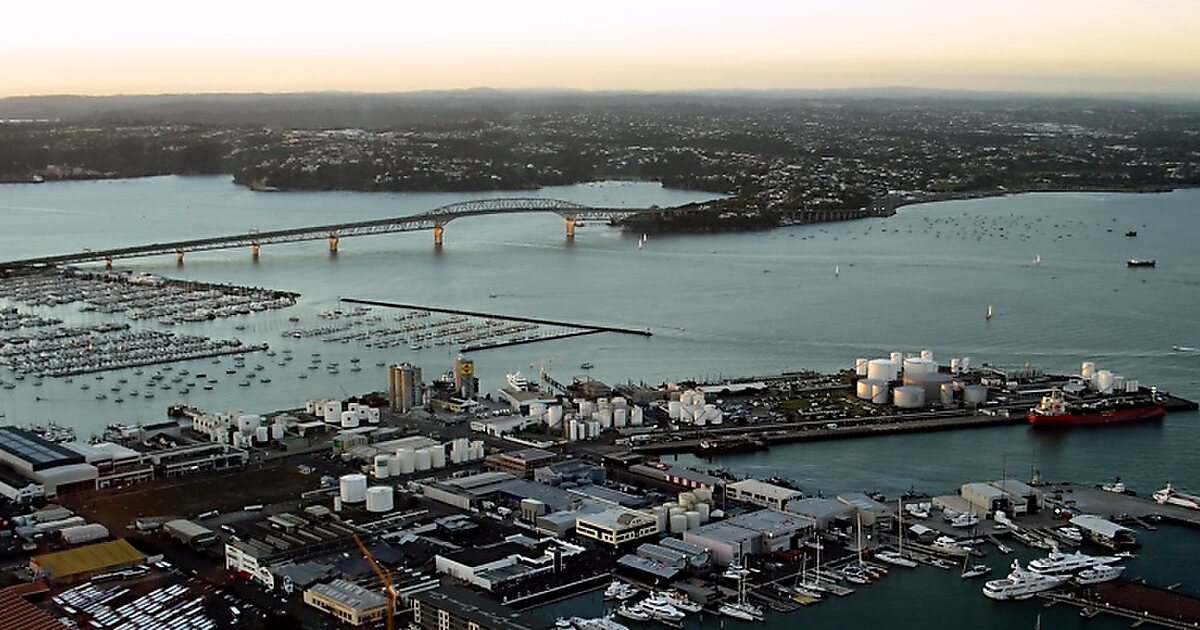 Waitemata Harbour in Auckland, New Zealand | Tripomatic