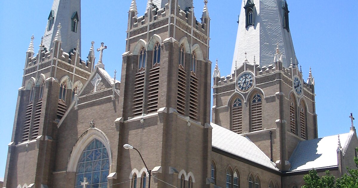 Holy Family Cathedral in Oklahoma City, United States | Tripomatic