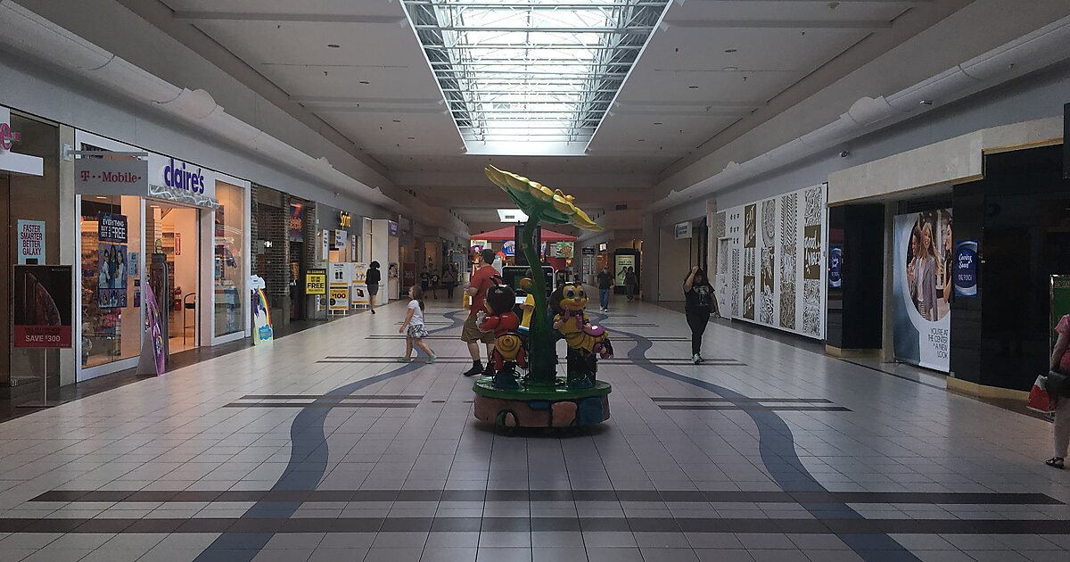 Neshaminy Mall in Bucks, United States | Tripomatic