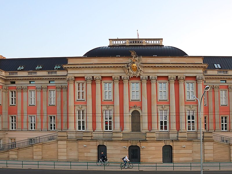 City Palace in Nördliche Innenstadt, Potsdam, Deutschland | Tripomatic