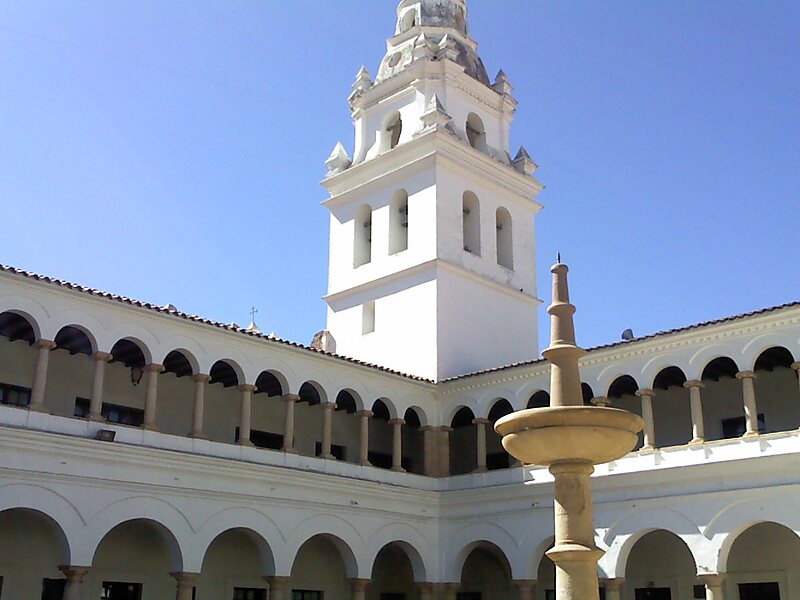 Universidad Mayor Real y Pontificia San Francisco Xavier de Chuquisaca ...