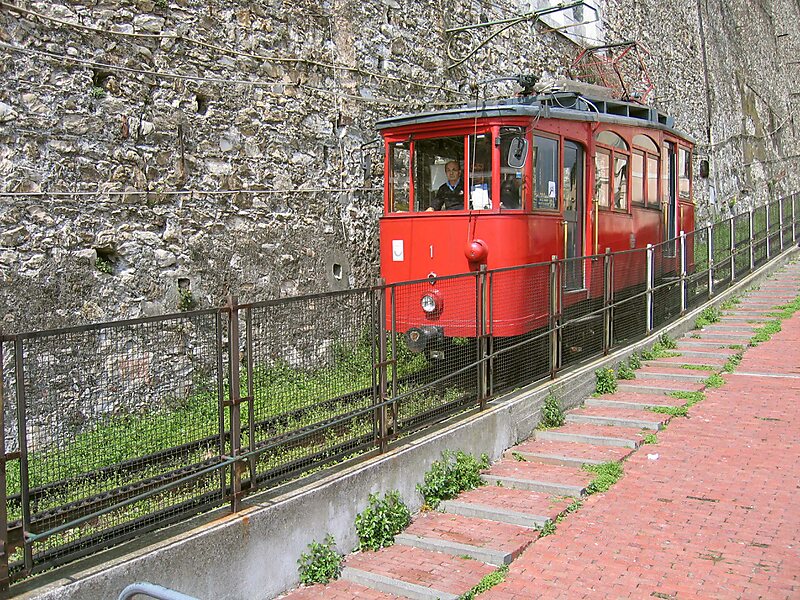 Principe-Granarolo Railway in Genoa, Italy | Tripomatic