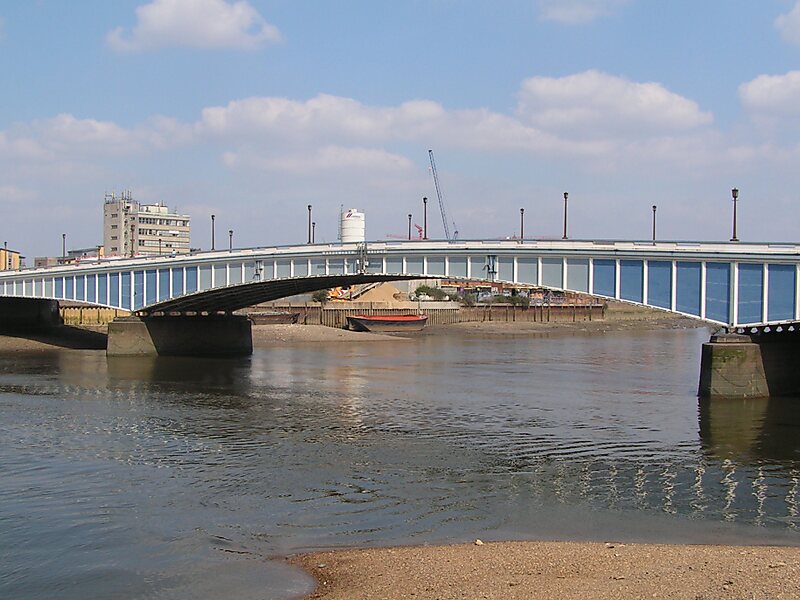 Wandsworth Bridge in London, UK | Tripomatic