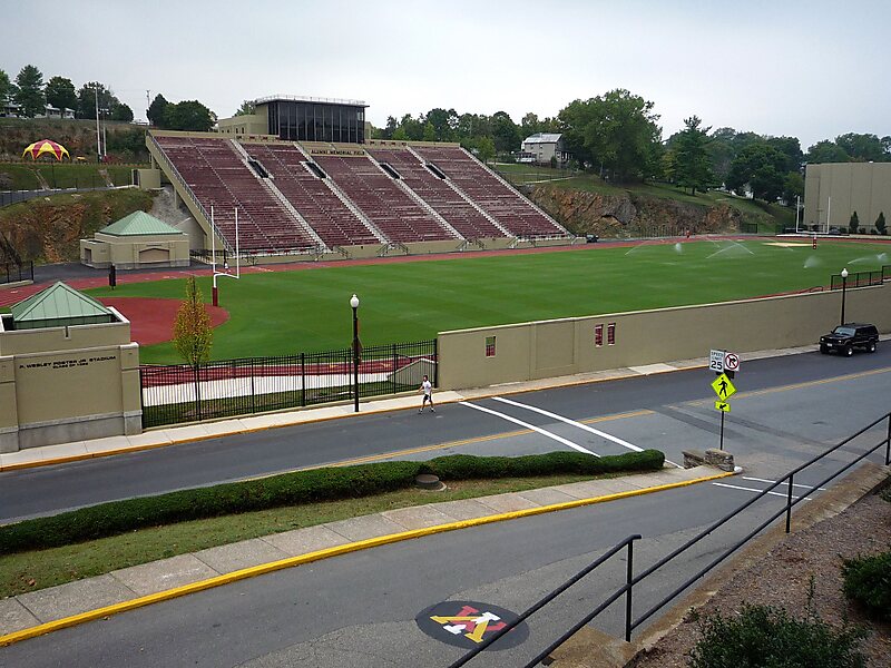 Virginia Military Institute in Lexington, USA | Tripomatic