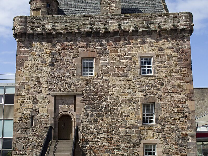 Merchiston Tower in Merchiston, City of Edinburgh, UK | Tripomatic