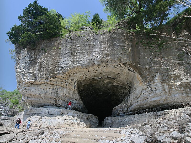Cave In Rock State Park in United States | Tripomatic