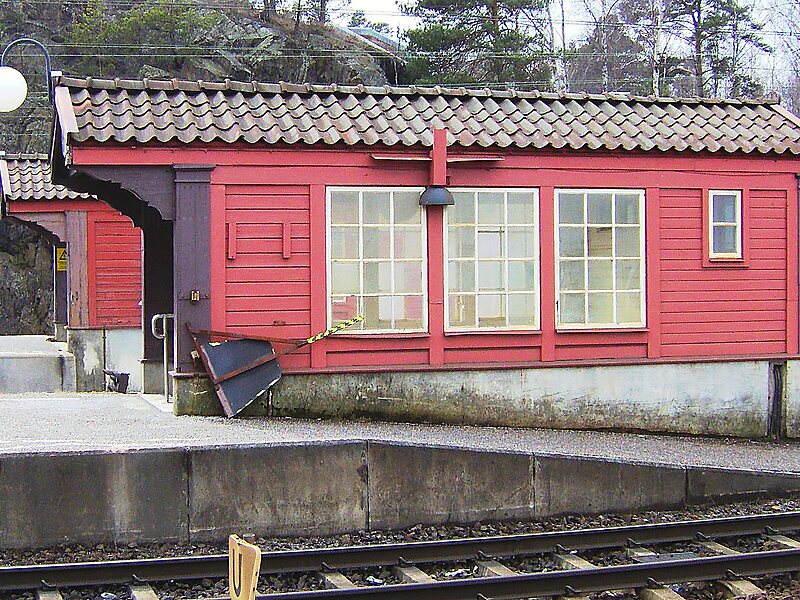 Södertälje Hamn railway station in Södertälje kommun, Sweden | Tripomatic
