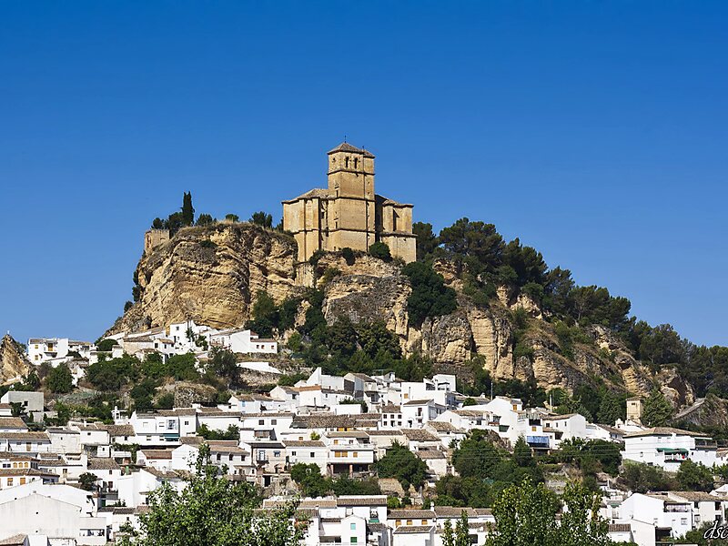 Montefrío - Andalusia, İspanya | Tripomatic