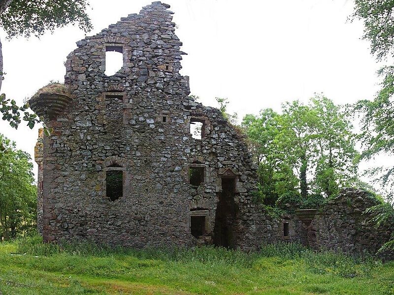 Drochil Castle in Drochil, UK | Tripomatic